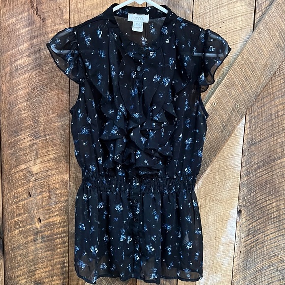Kirra | Tops | Kirra Floral Ruffle Button Up Blouse Size Medium | Poshmark